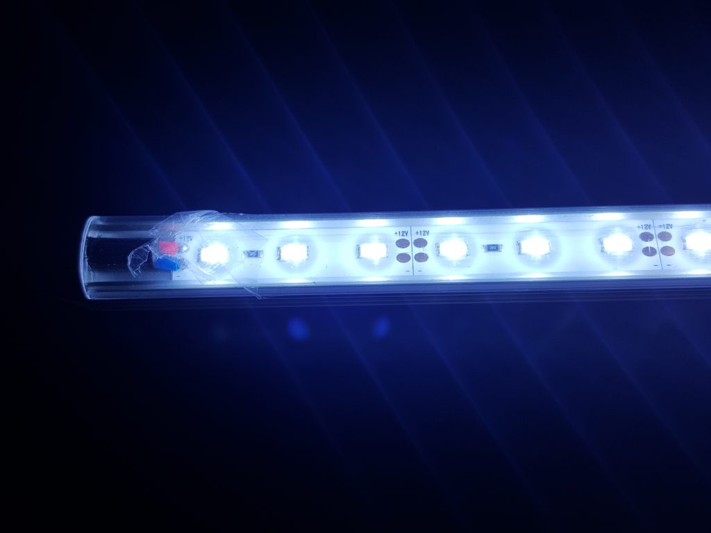Akvarie LED-skinne 90 cm Akvarie LED-skinne 90 cm
